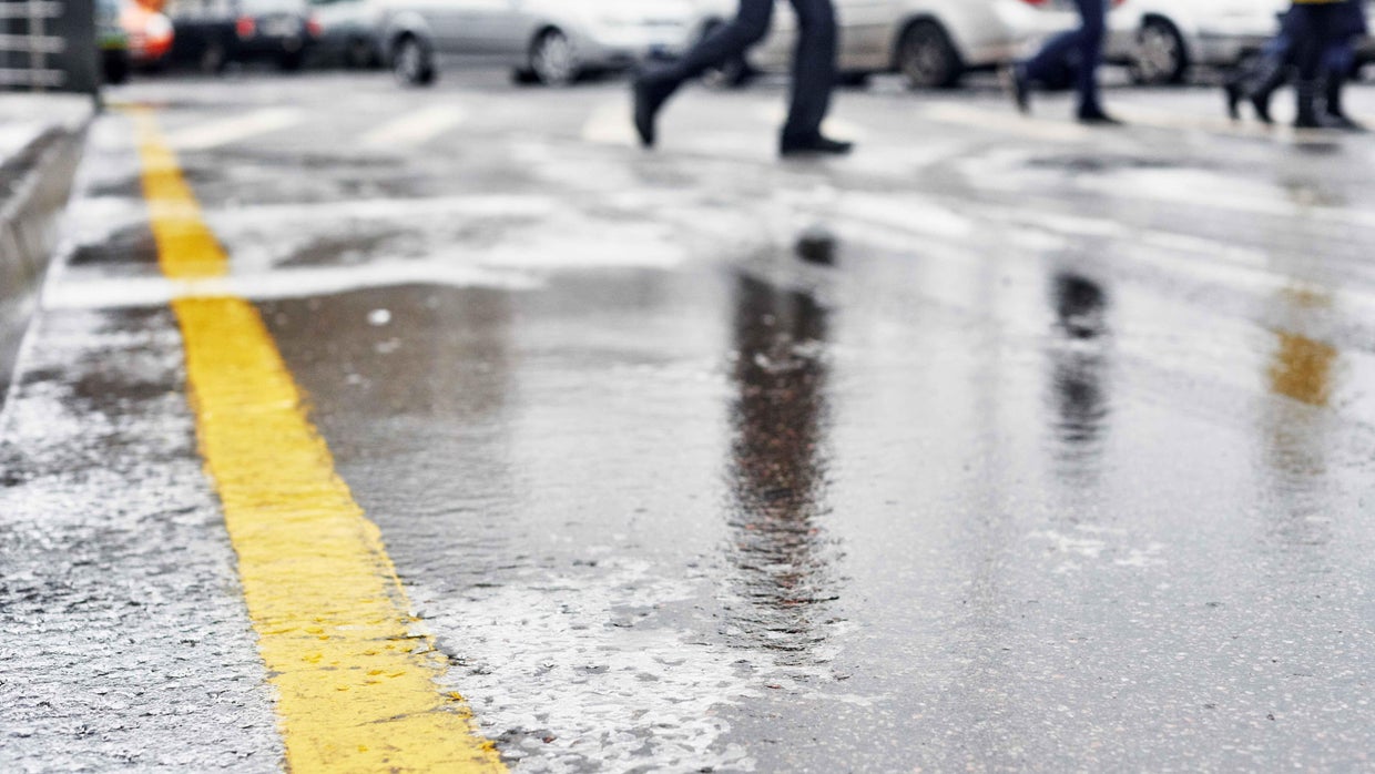 What is black ice? How freezing rain, sleet and winter weather create ...