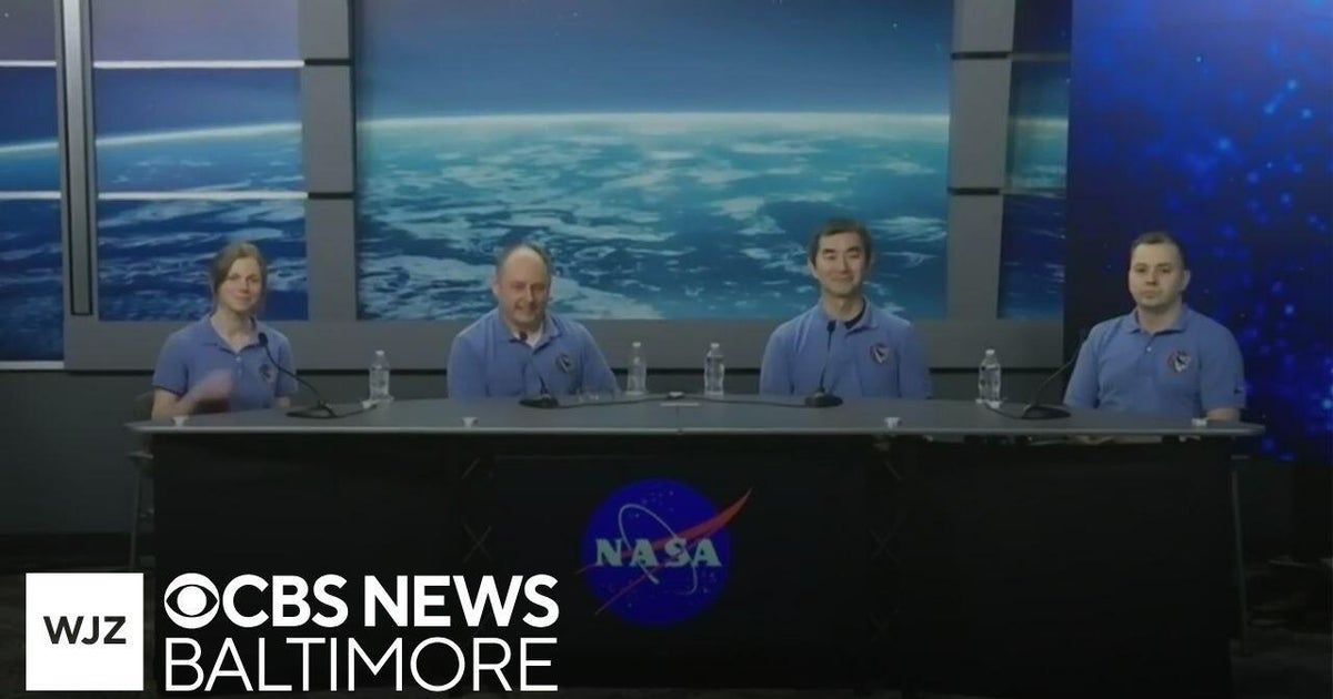 4 astronauts who evacuated ISS last week make first public appearance ...