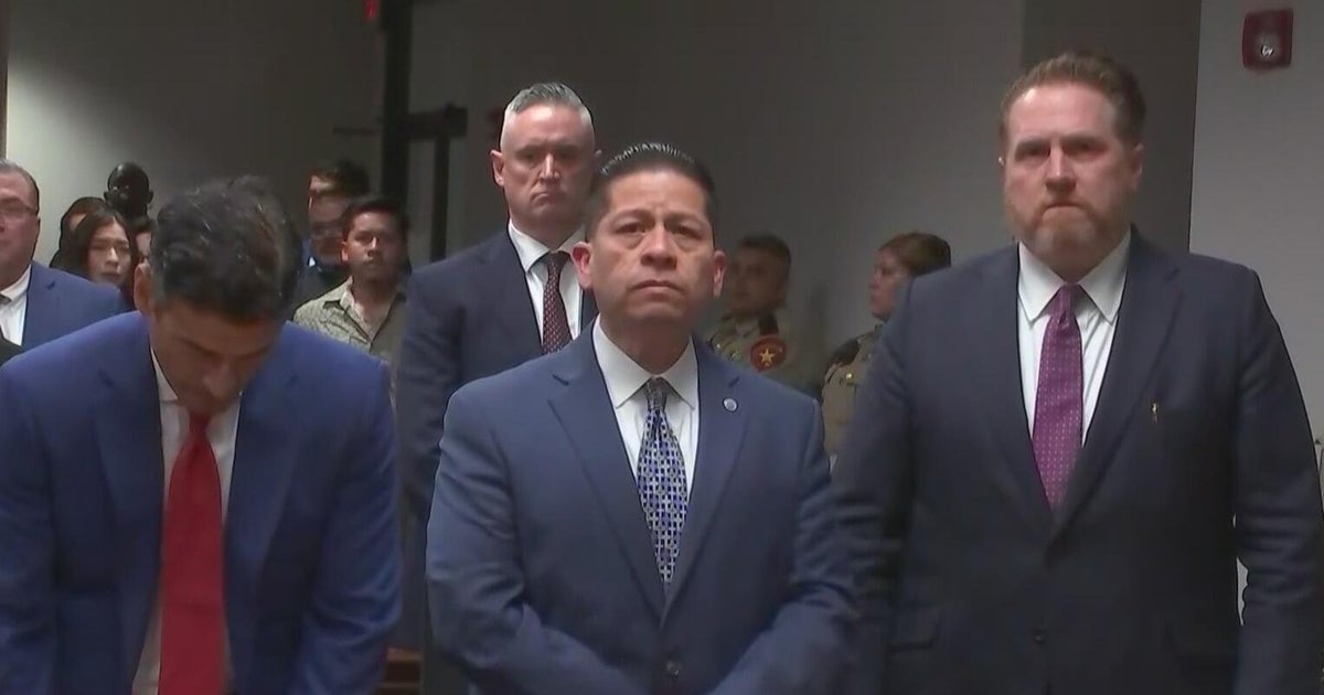 Jury acquits former Uvalde school police officer over response to ...