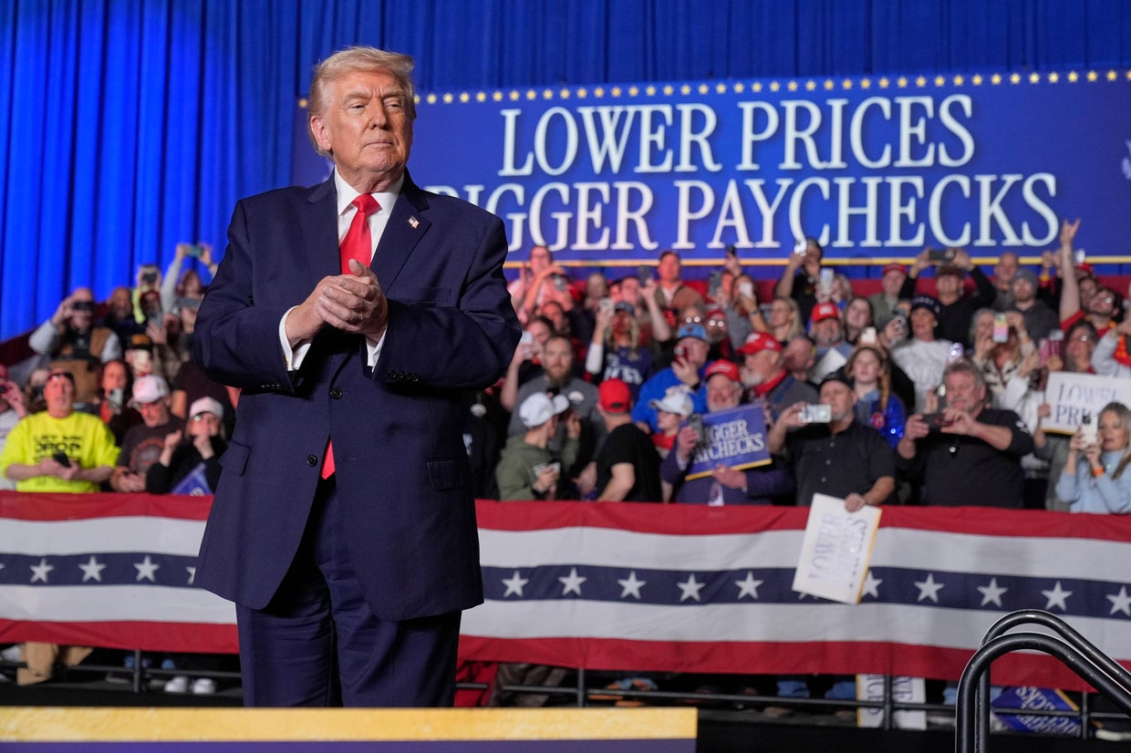 Trump visits Iowa to kick off midterm election campaigning: "We've got ...
