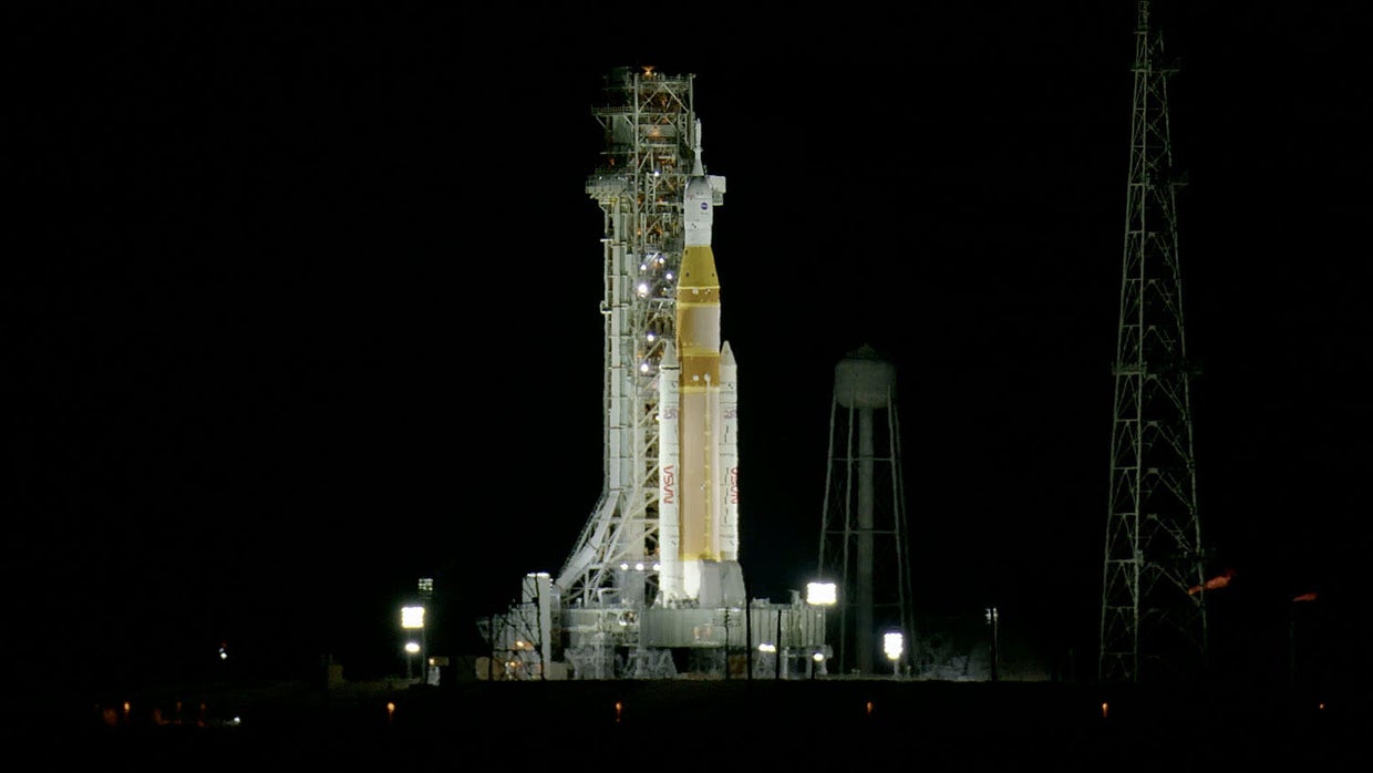 NASA plans on-pad leak repair for grounded Artemis II moon rocket ...