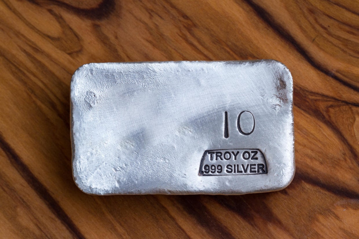 How much should I pay for a 10-ounce bar of silver right now? - CBS News