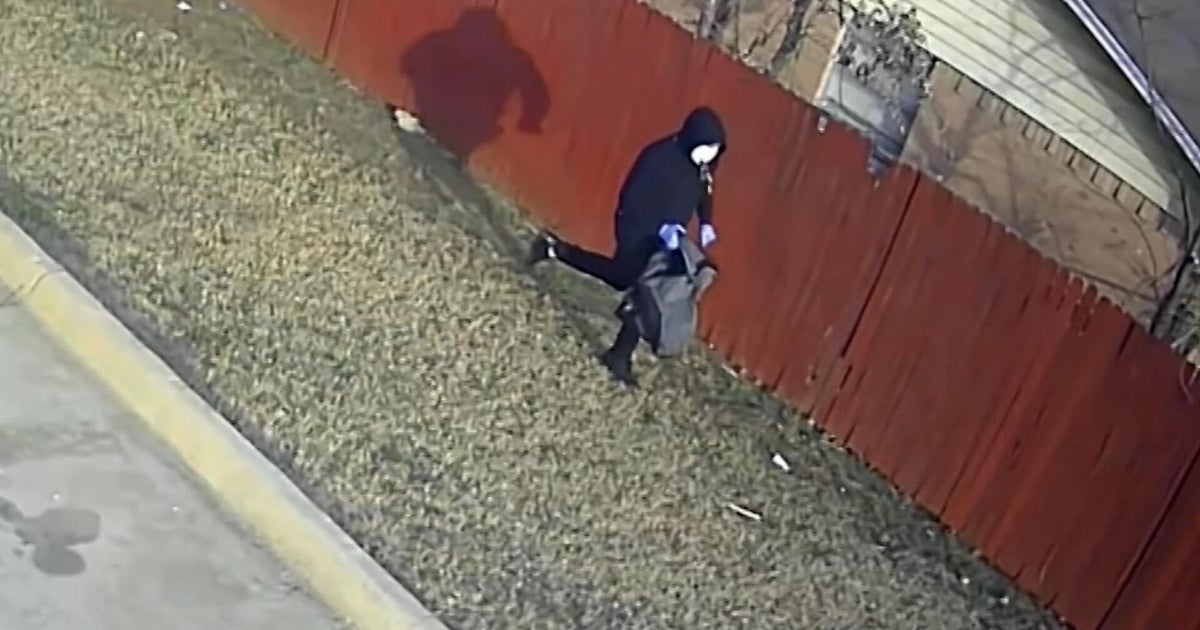 Video shows possible suspect in ATM robbery running from the area - CBS ...