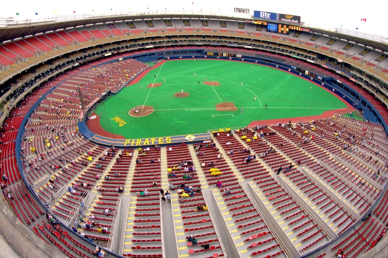 Remembering the implosion of Pittsburgh's Three Rivers Stadium 25 years ...