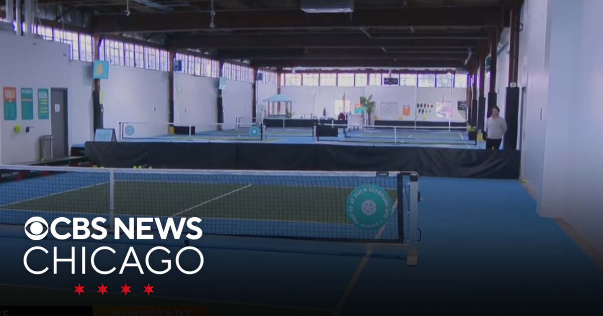 New SPF pickleball facility opens in Old Irving Park - CBS Chicago