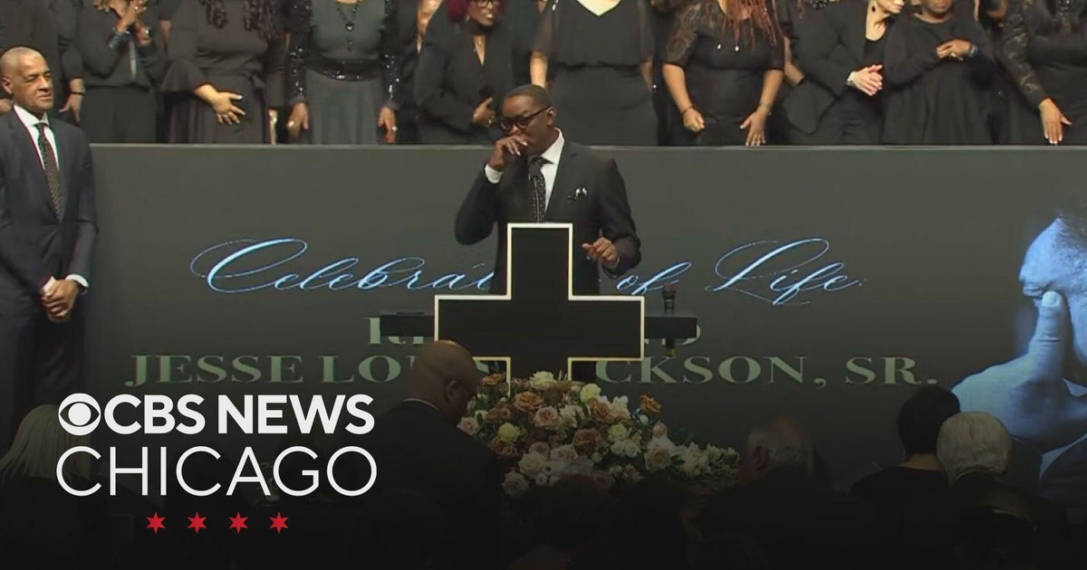 Isiah Thomas get emotional recalling Rev. Jackson's support - CBS Chicago