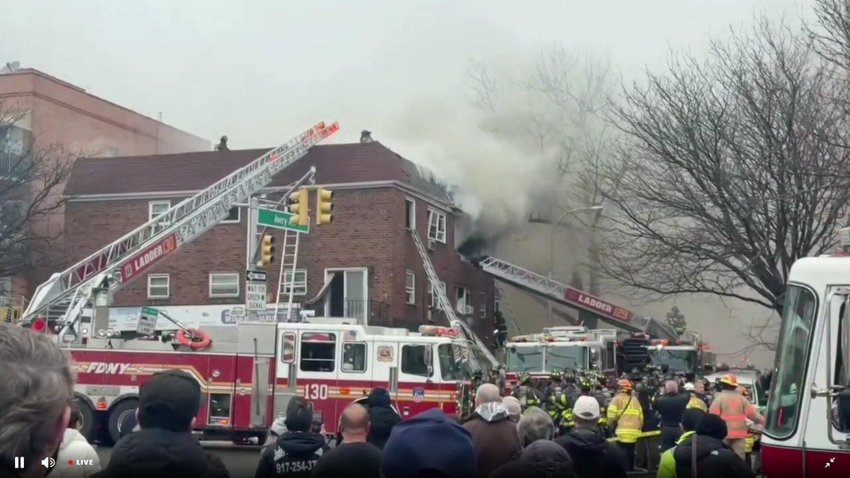 4 killed, including a child, in Flushing, Queens fire, FDNY says - CBS ...