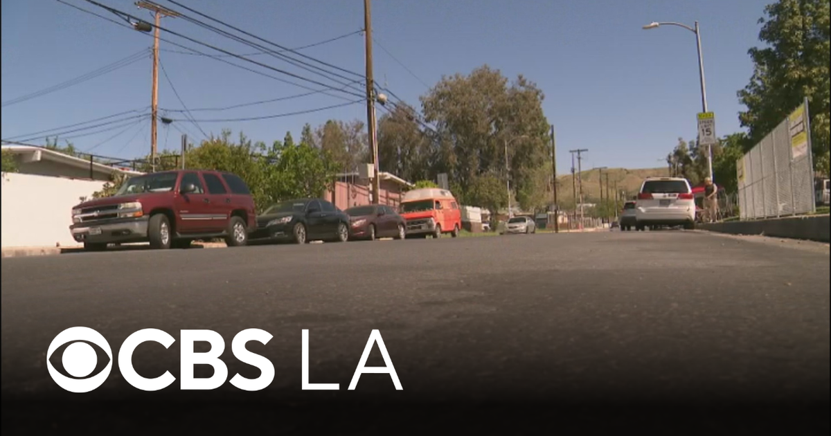 Cooling pavement in Pacoima hopes to ease the pain of LA's heatwaves ...