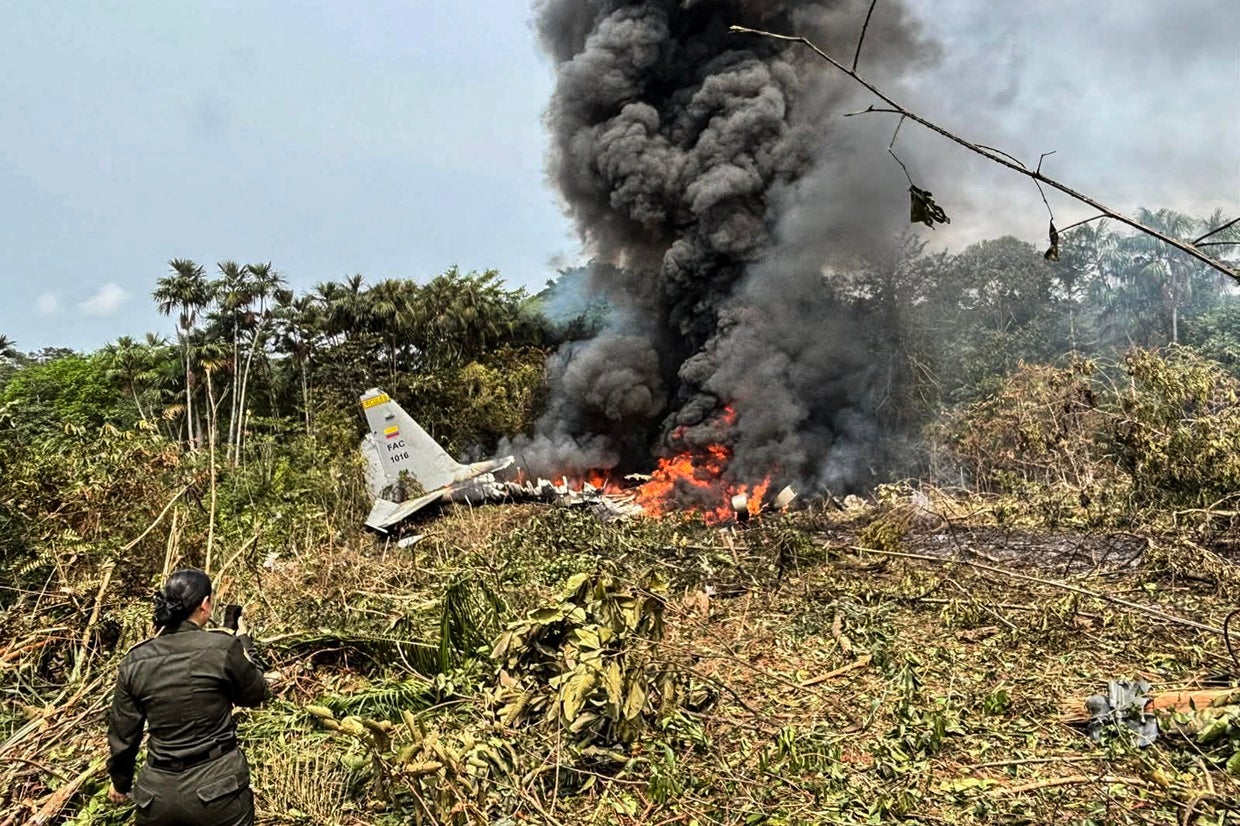Military plane crash in southwestern Colombia kills at least 66 people ...