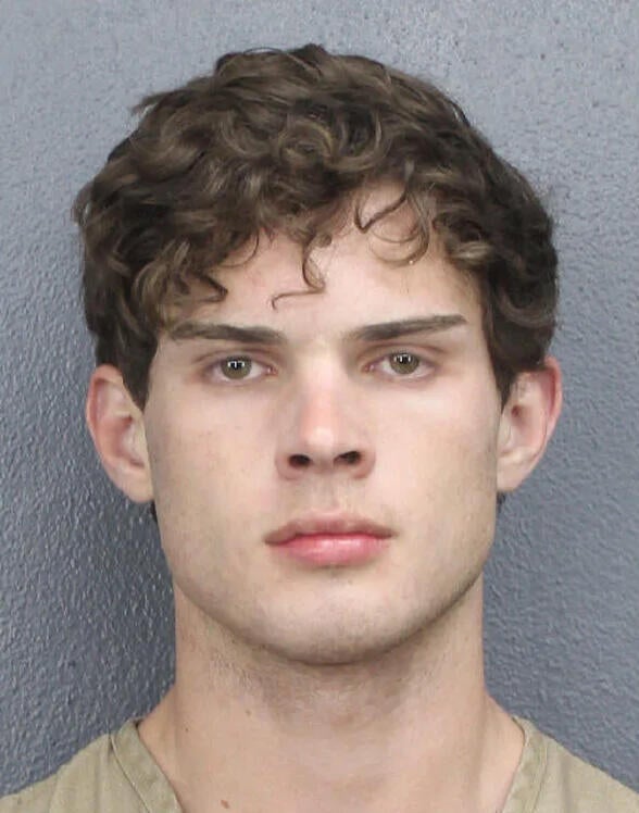 Miami lawsuit accuses "looksmaxxing" influencer Clavicular of injecting ...