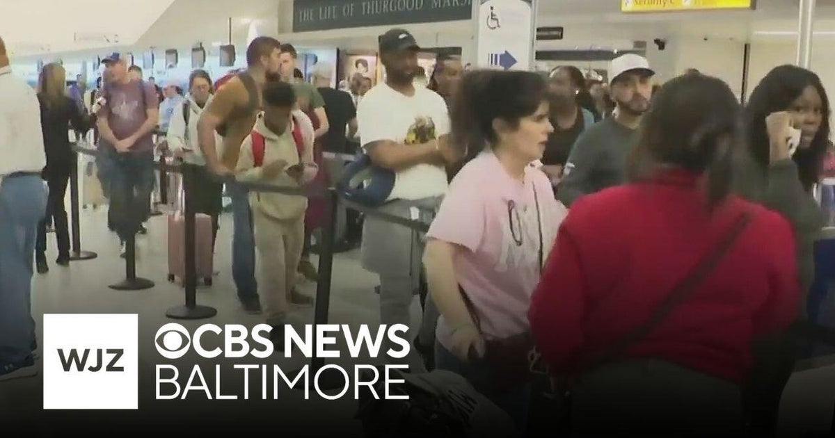 BWI passengers endure long TSA wait times Friday morning - CBS Baltimore