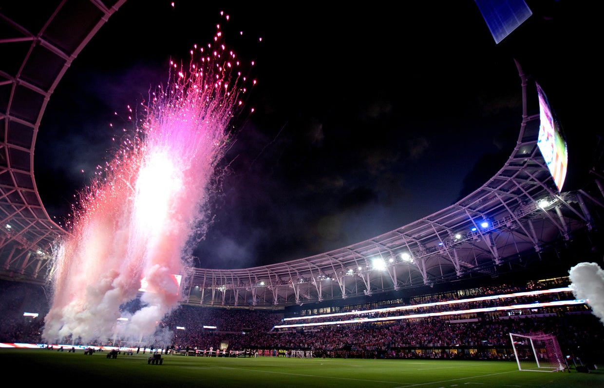 Inter Miami fans celebrate new stadium debut, call it long-awaited home ...