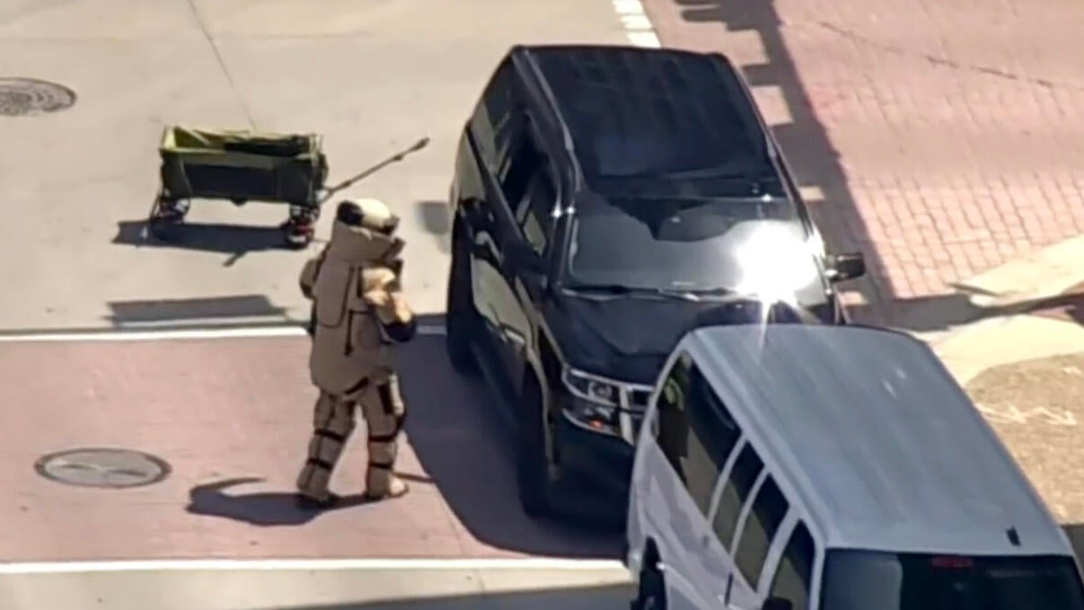 Bomb Threat news - Today’s latest updates - CBS Texas