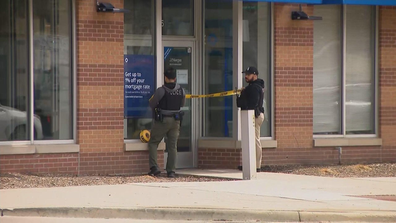 Bank Robbery news - Today’s latest updates - CBS Chicago