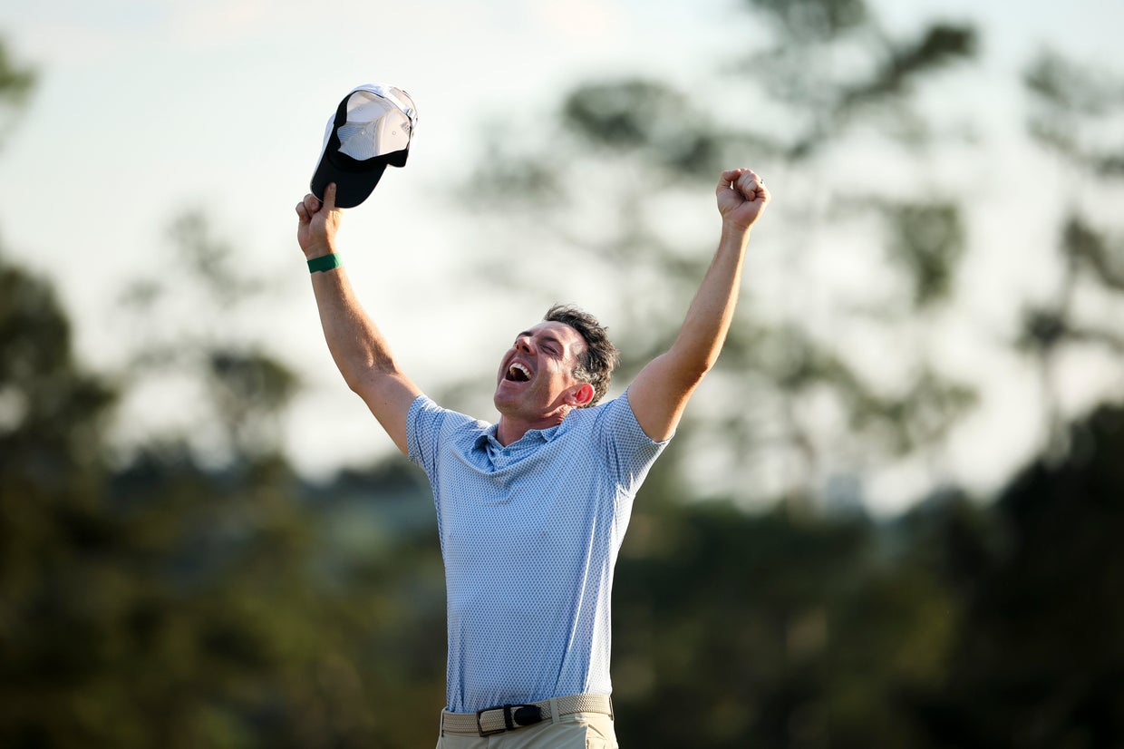 Rory McIlroy claims second straight Masters title - CBS News