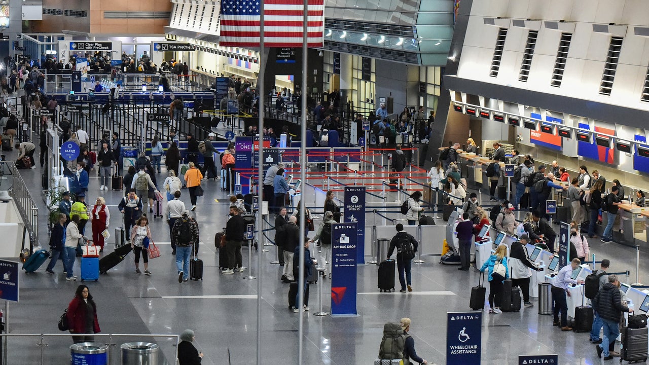 Logan Airport news - Today’s latest updates - CBS Boston