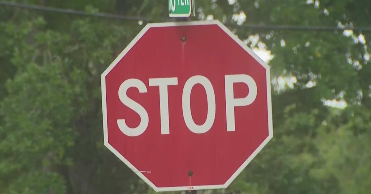 Miami Gardens residents demand safety upgrades after repeated stop sign ...