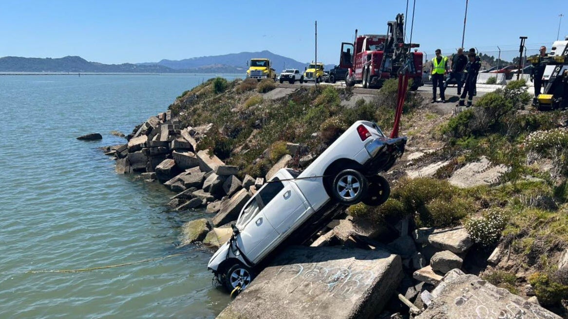 Fatal Crash news - Today’s latest updates - CBS San Francisco