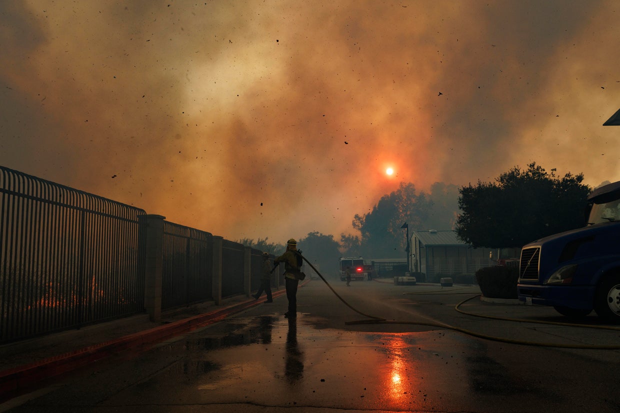 Evacuations lifted as Bain Fire burns nearly 1,500 acres in Riverside ...