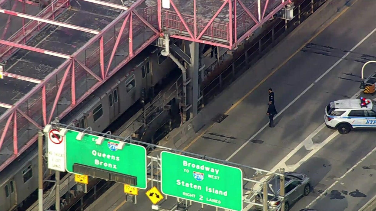1 teen dead, 1 critically hurt after subway surfing on Williamsburg ...