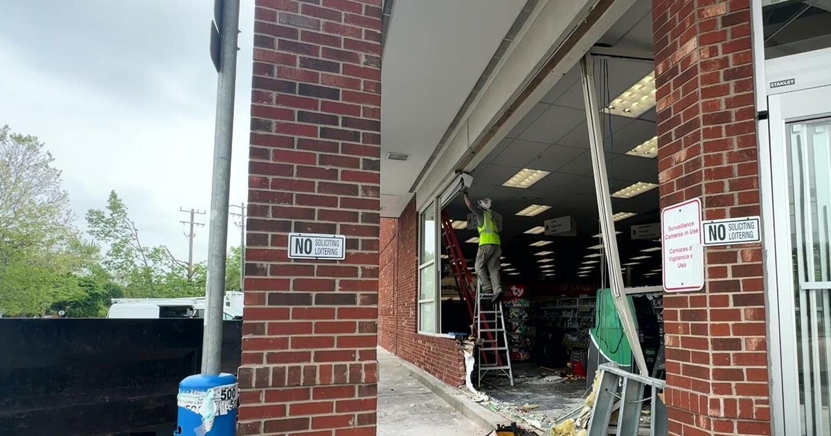 Suspects ram truck into CVS in Detroit trying to steal ATM - CBS Detroit