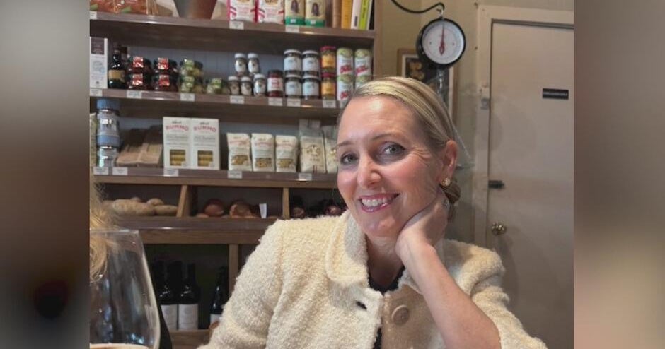 Vigil held for missing Oakland woman, Amy Hillyard - CBS San Francisco