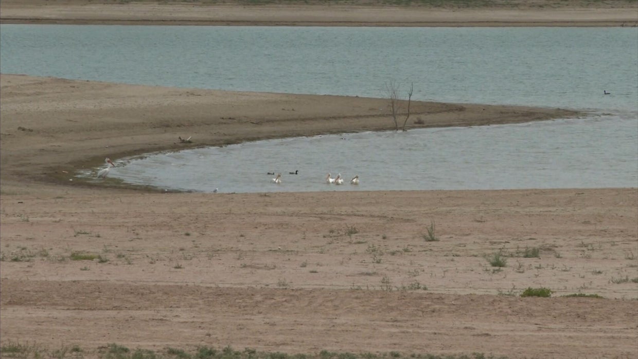 Northern Colorado state park cautions swimmers amid low water levels ...