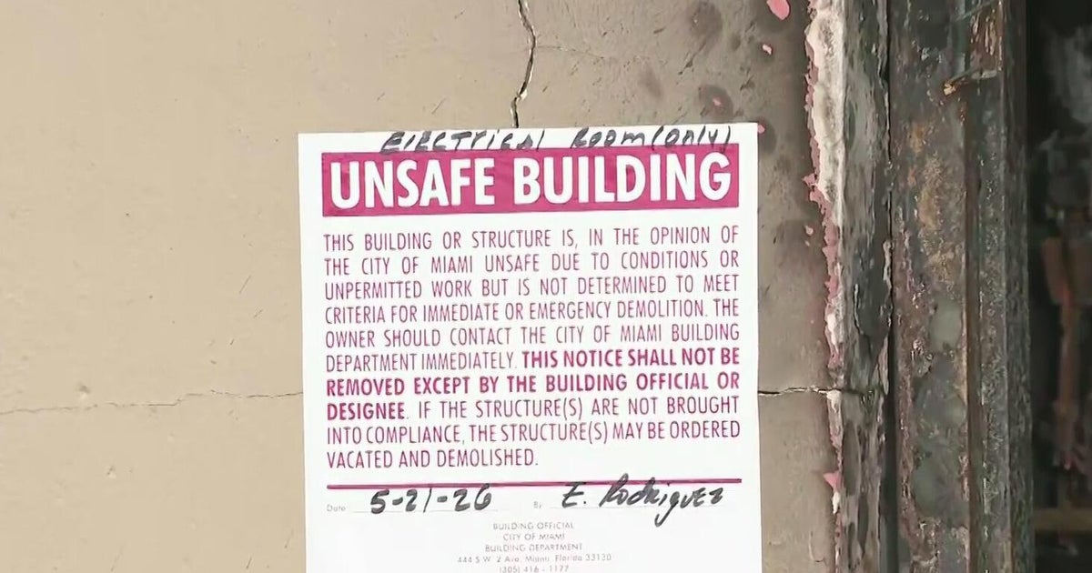 Tenants of Brickell apartment building say they're living without power ...