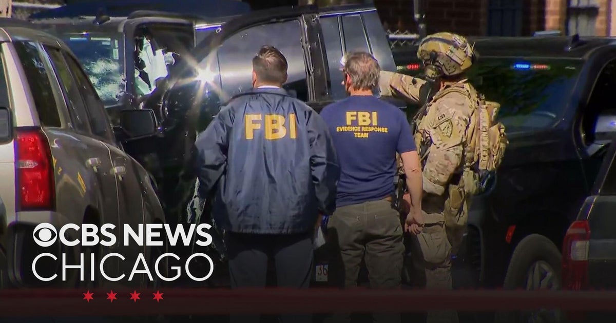 1 dead in FBI agent-involved shooting in Homan Square - CBS Chicago