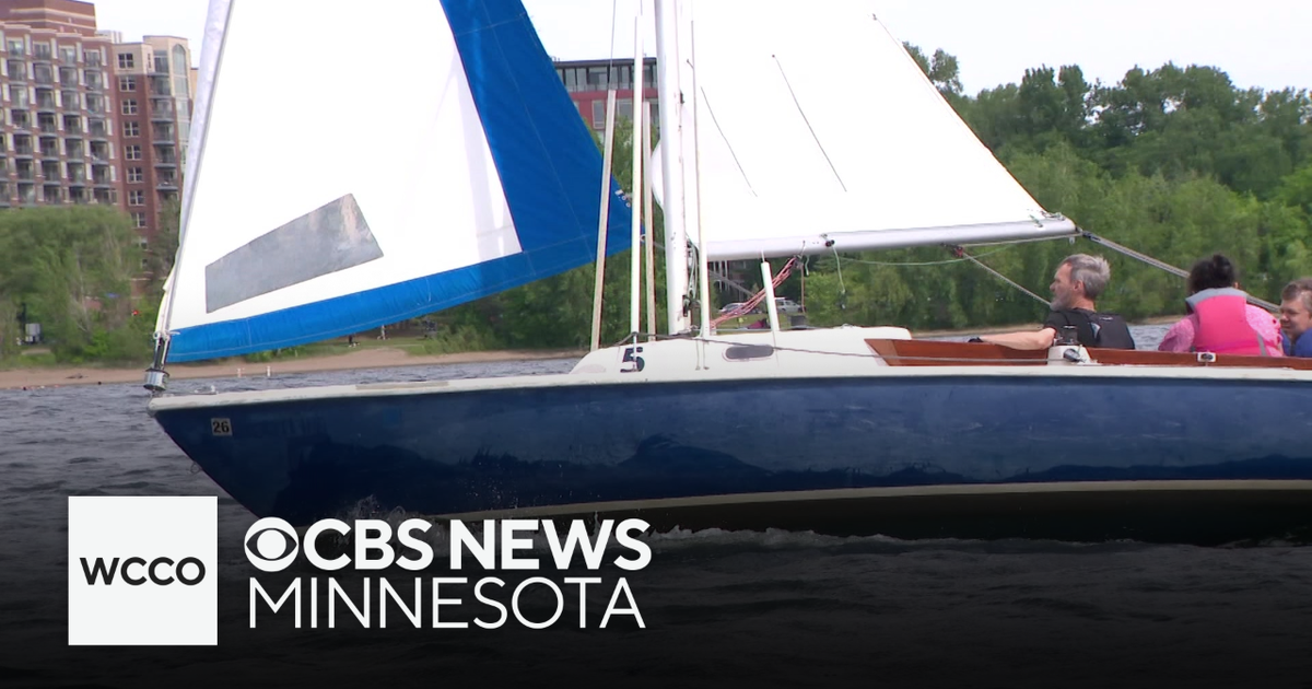 A program helps the visually impaired learn to sail - CBS Minnesota