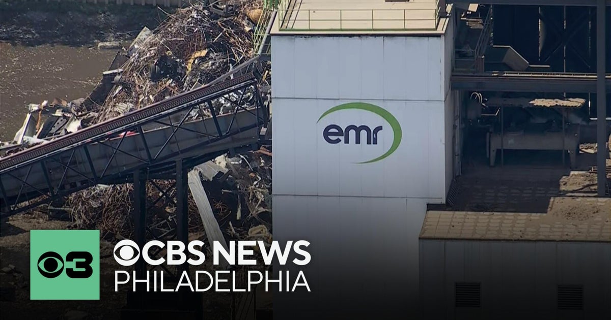 EMR Recycling's license suspended after multiple scrap yard fires - CBS ...