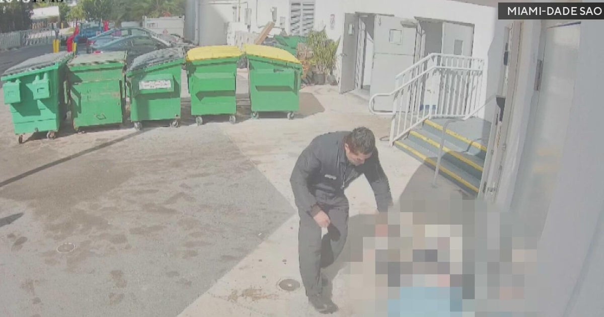 Suspect in Miami Beach condo murder granted bond - CBS Miami