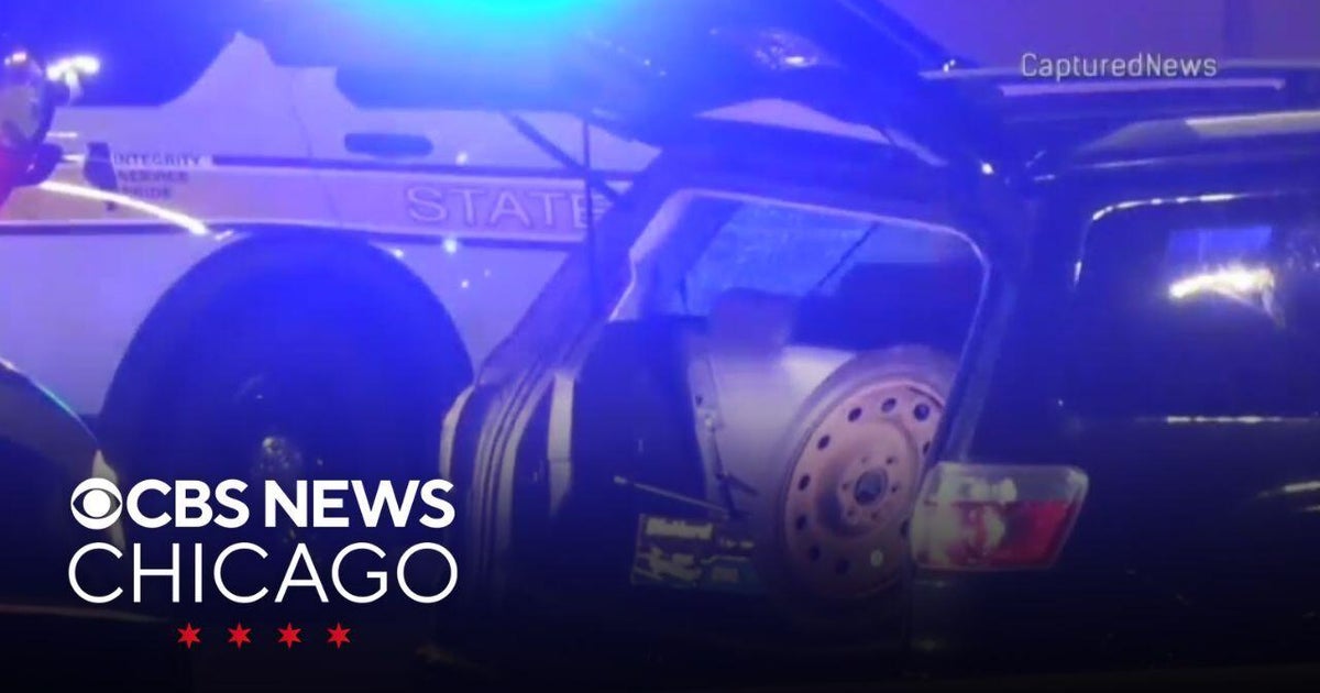 3-car crash shuts down outbound Dan Ryan Expressway - CBS Chicago