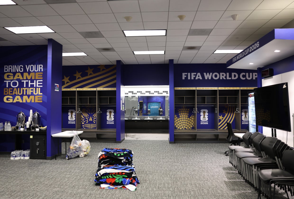 Japanese fans win hearts cleaning up Dallas Stadium after World Cup ...