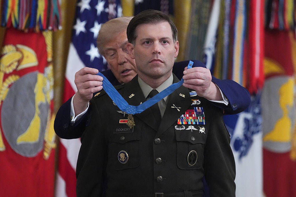 Trump awards Medal of Honor to 3 veterans of the Vietnam, Afghanistan ...